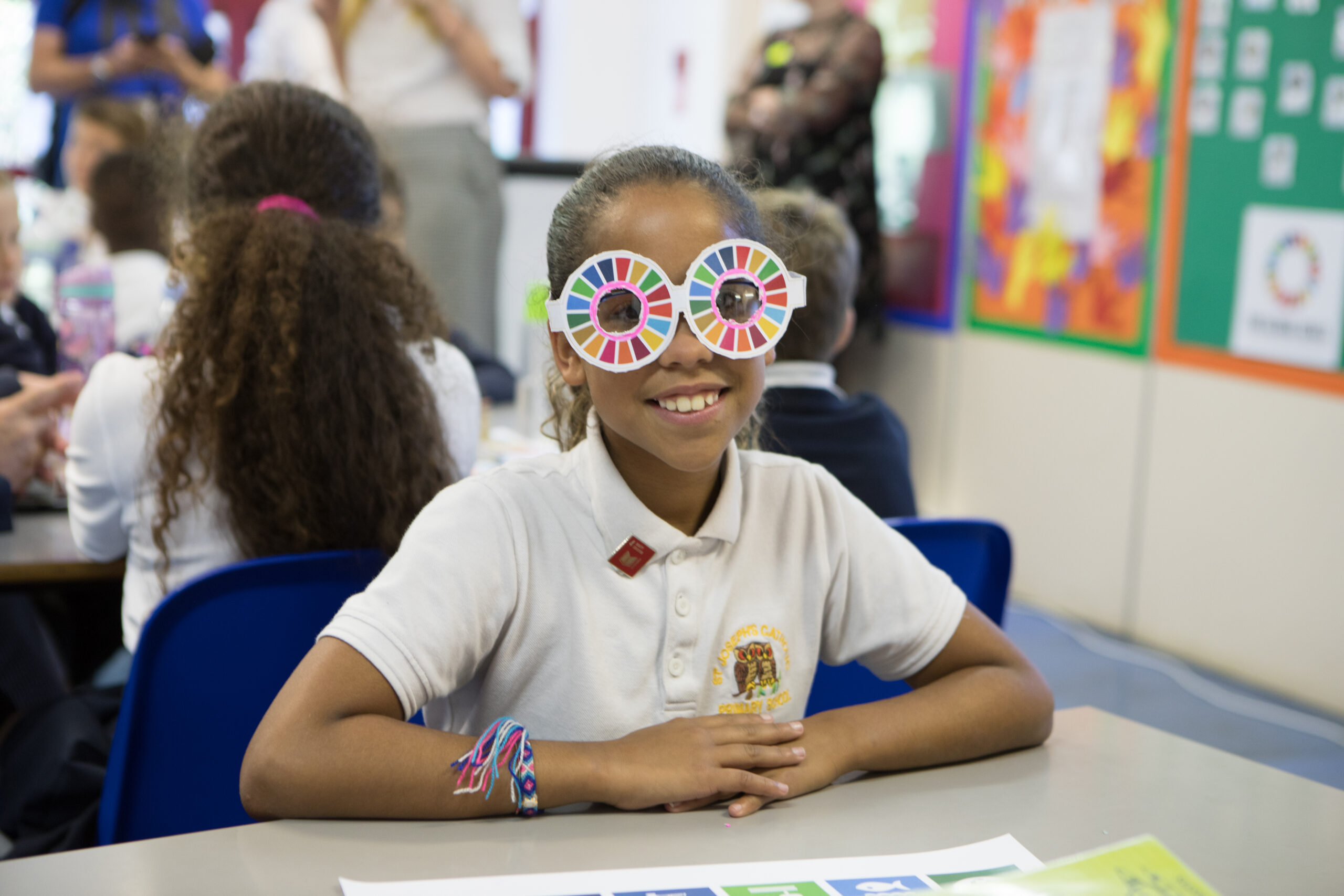 Global Goals Glasses | The World's Largest Lesson